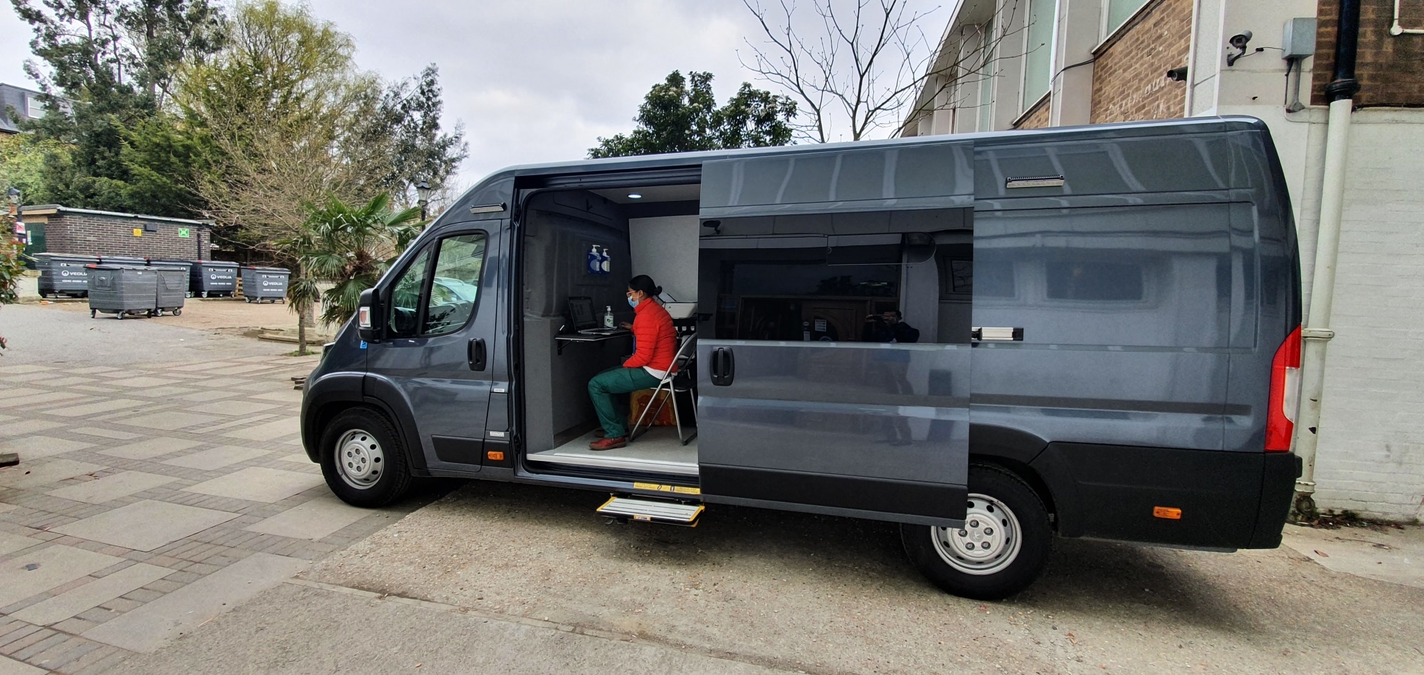 Video: See inside Doctors of the World's new mobile medical clinic ...